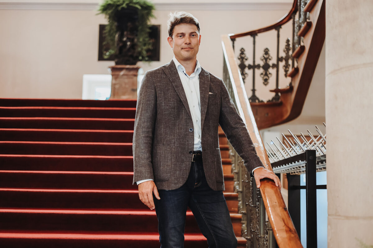 Mathis Prost – ein neuer DP-Gemeinderat am ‚Knuedler‘ | Demokratesch Partei