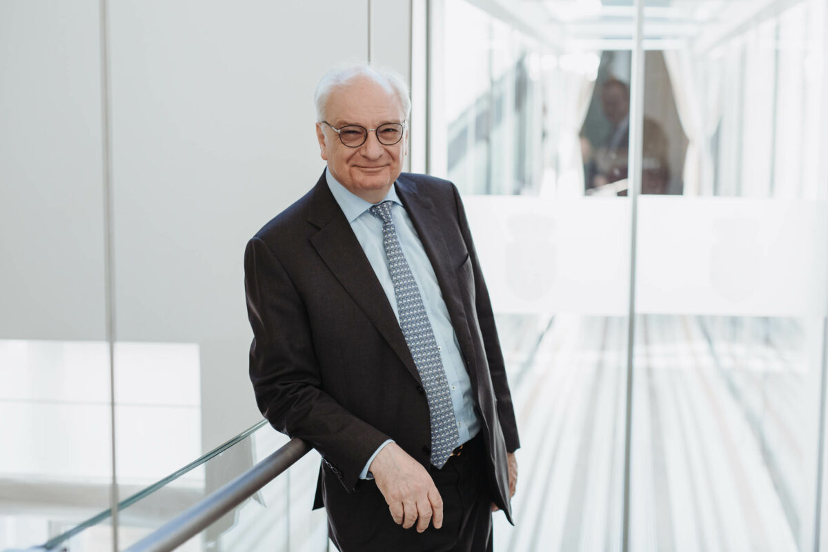 Professionell Journalisten am Fokus | Demokratesch Partei